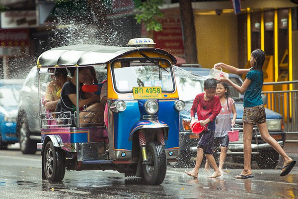 All About Thailand's Tuk Tuks – deSIAMCuisine (Thailand) Co Ltd